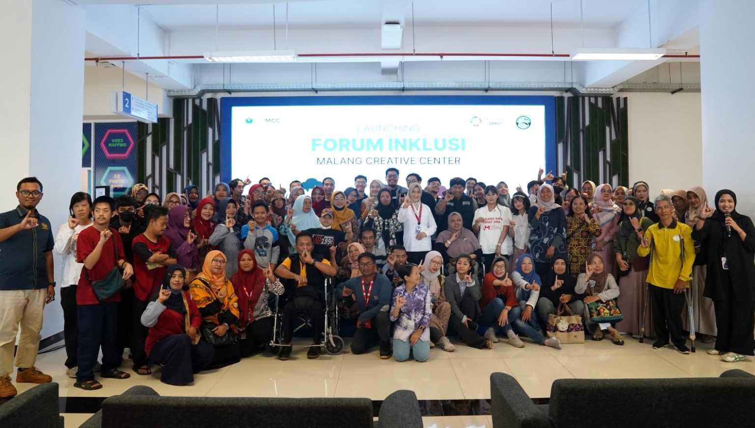 Public Annual Report 2024 – Laporan Tahunan Lingkar Sosial Indonesia ...